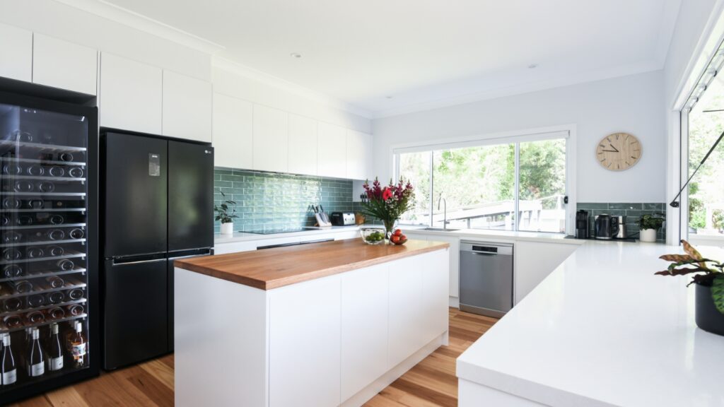 The Ultimate Entertainer | Projects | Tailor Made Kitchens